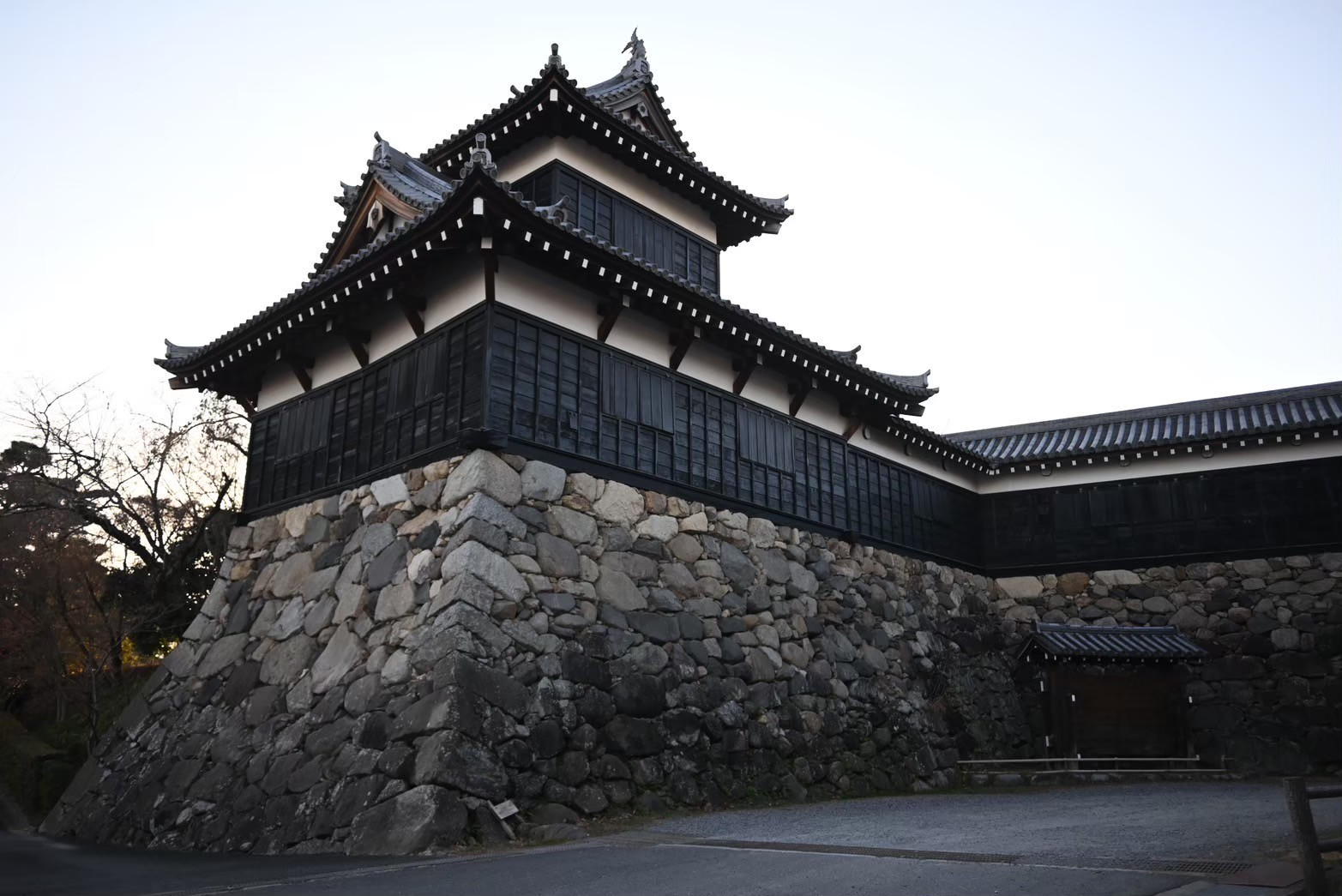 大和郡山観光におすすめモデルコース3選！│歴史と金魚の街を巡る旅 | neoNARA | 奈良観光サイト