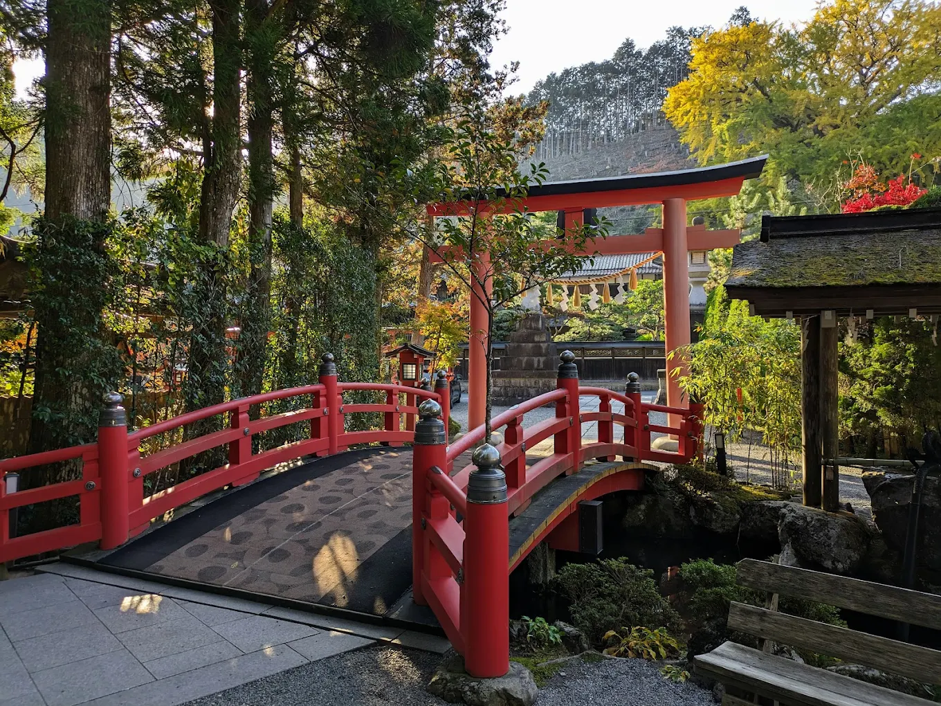 【天川村観光ガイド】モデルコースや温泉・キャンプ・神社・鍾乳洞から穴場まで徹底解説 | neoNARA | 奈良観光サイト