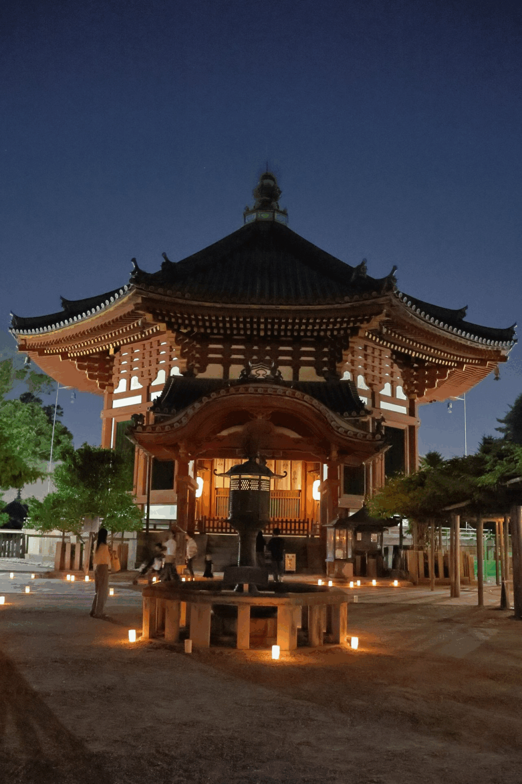 【奈良の燈花会2025 完全ガイド】 時間・場所・屋台から花火の有無、着物レンタルなどを詳しくお届け | neoNARA | 奈良観光サイト